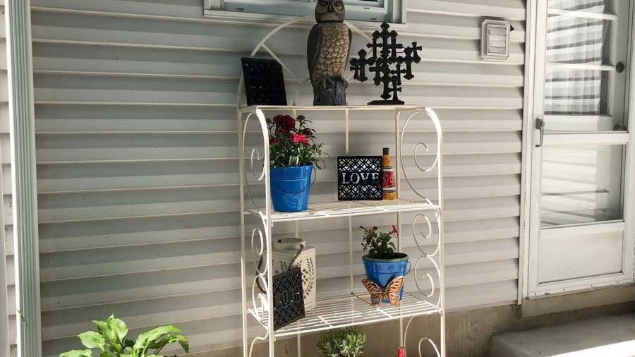 Decorating Tips for a Baker’s Rack